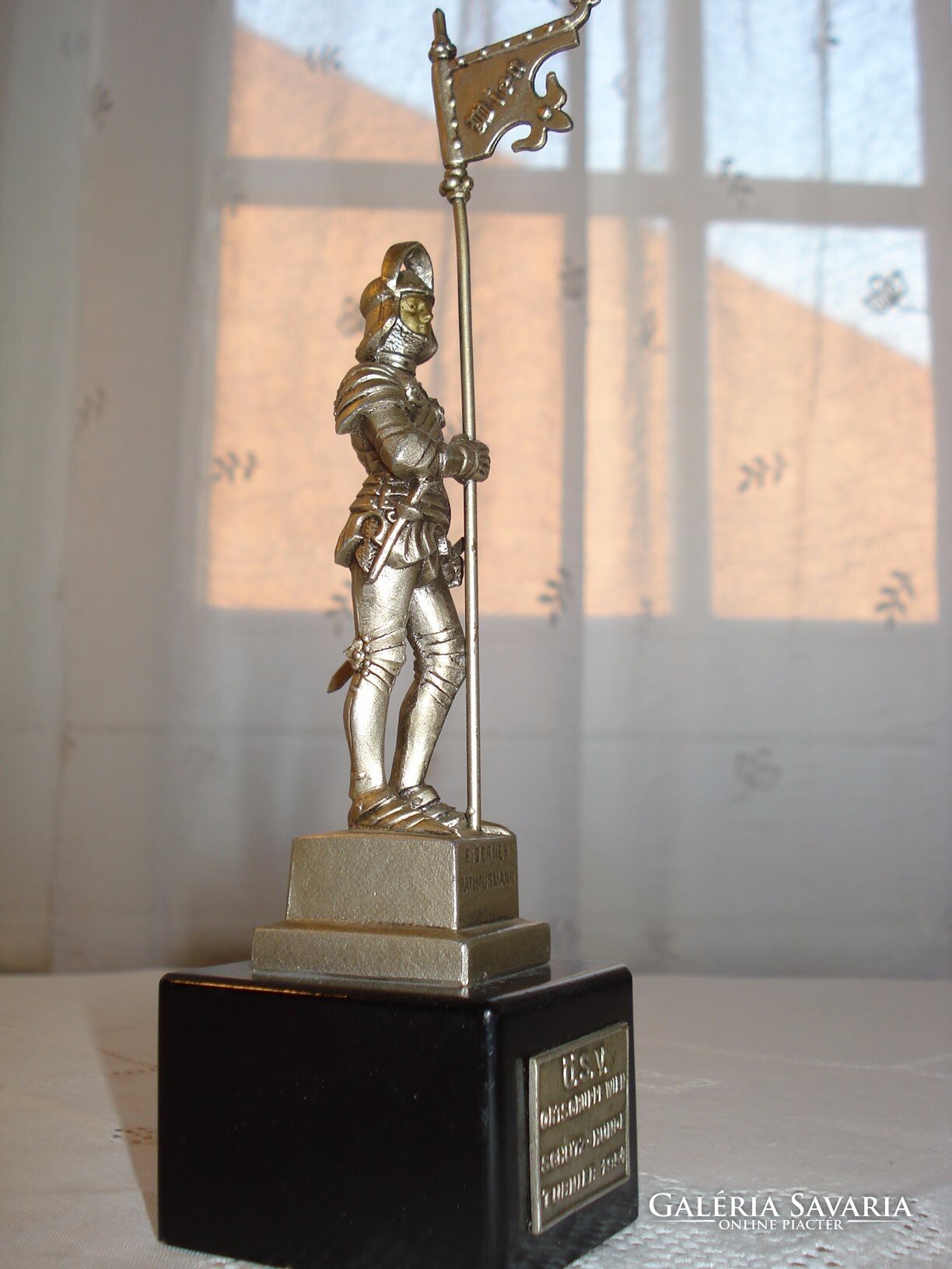 Viennese Armored Knight Statue (Wiener Rathausmann) - Statues | Galeria ...