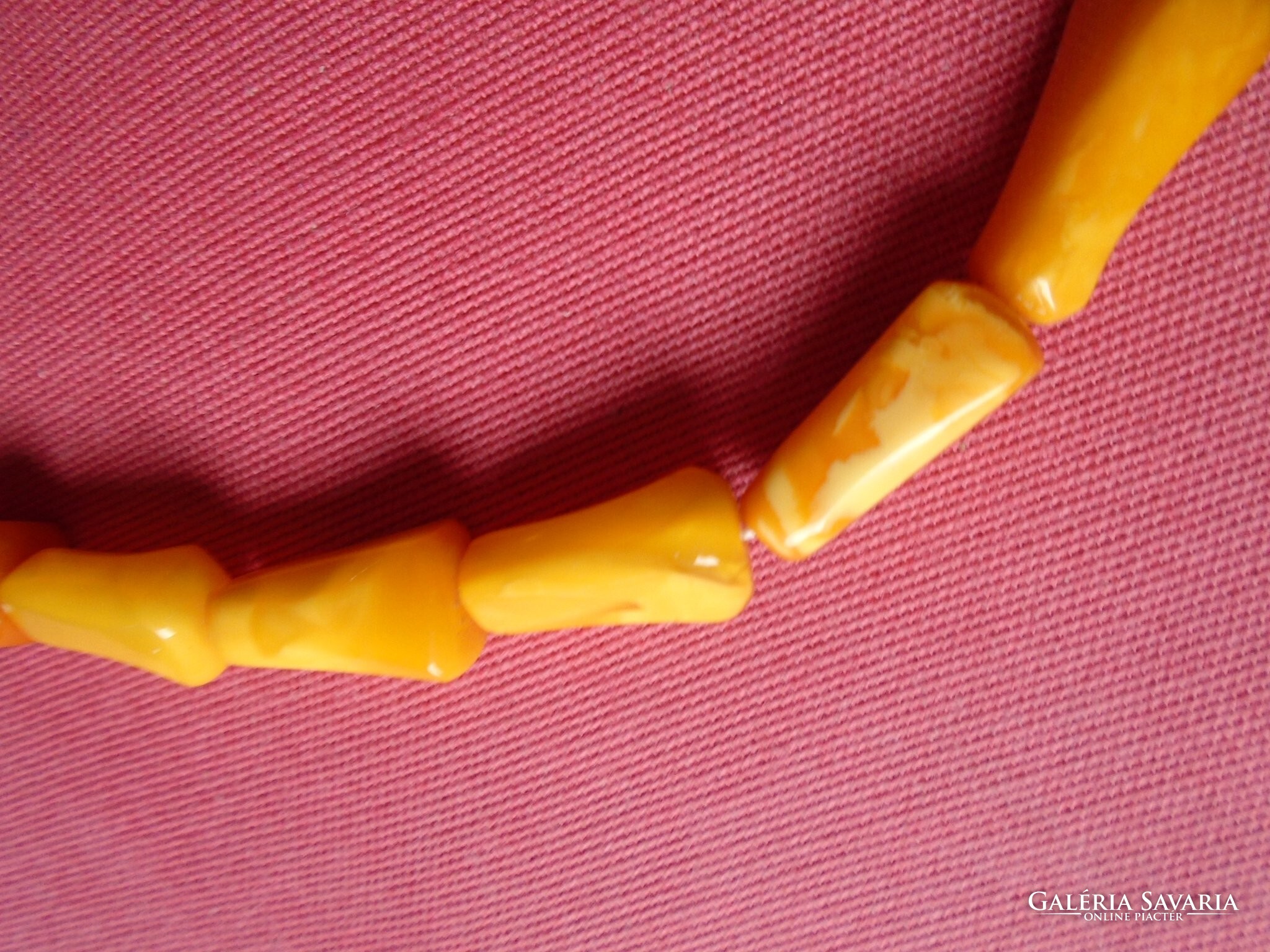 BEAUTIFUL NATURAL HAND POLISHED 100% BALTIK AMBER 50 CM TOJÁS SÁRGA ...