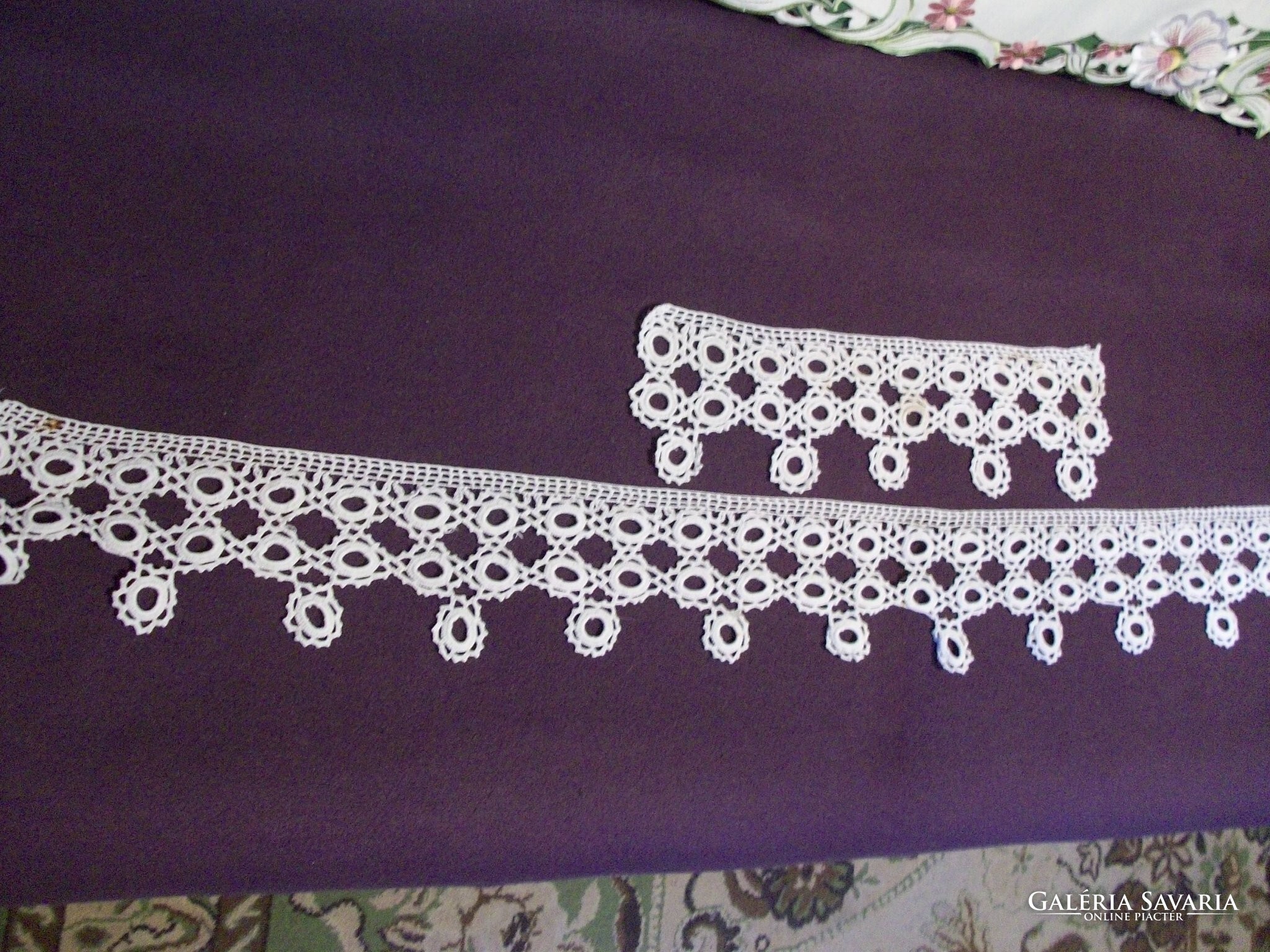 Horgolt csipke polc csíkok - Szőnyeg, Textil | Galéria Savaria online ...