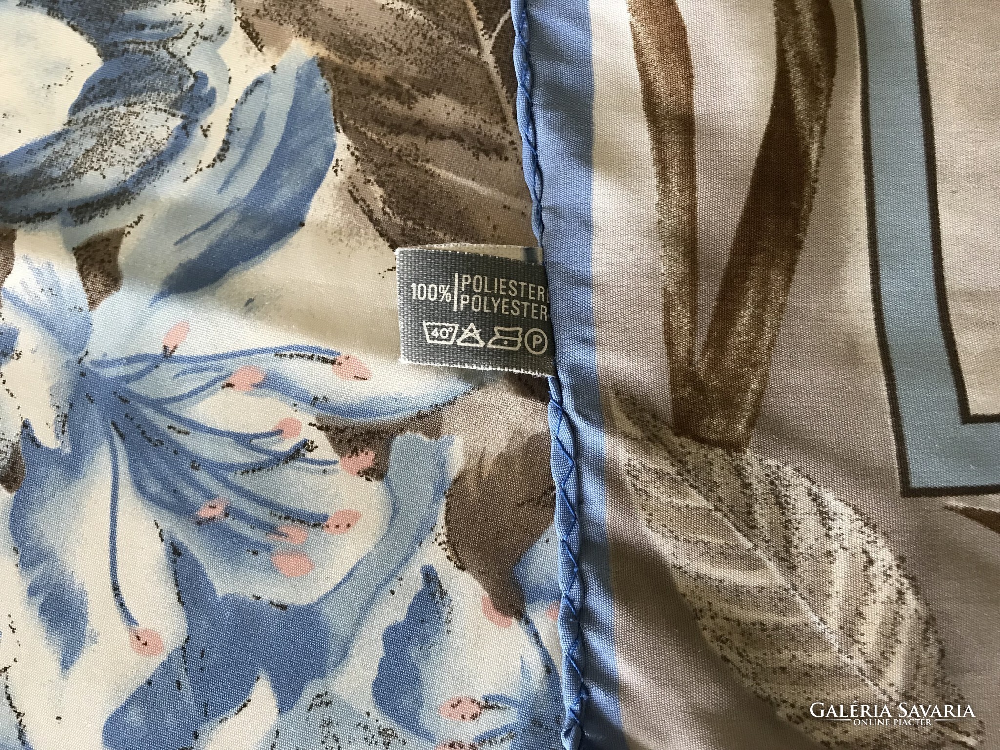 Vintage Manlio Bonetti kendő finom pasztel színekkel, 87 x 87 cm ...