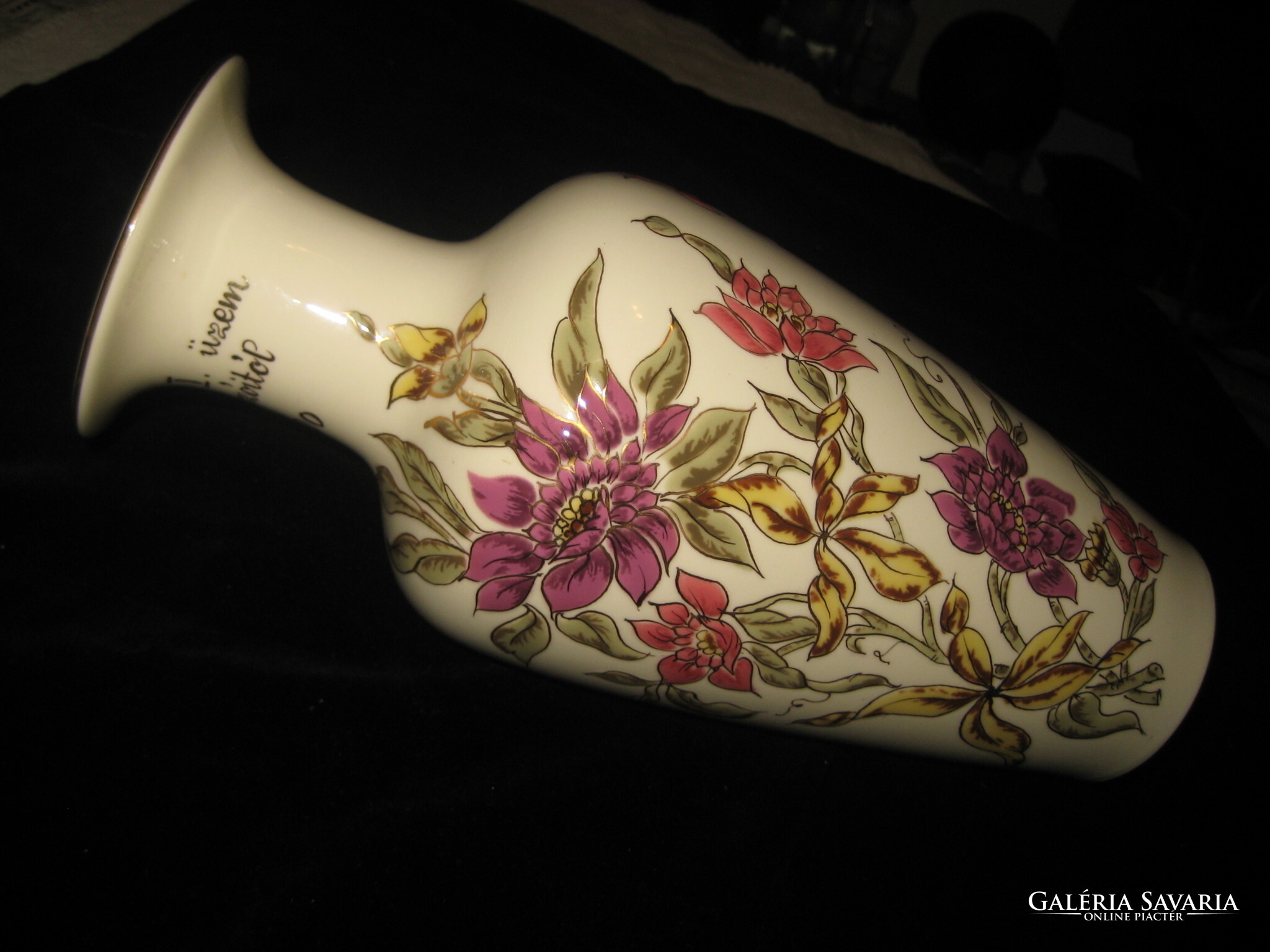 Gyönyörű Zsolnay orhideás váza vastag rétegű kézi festéssel , 27 cm ...