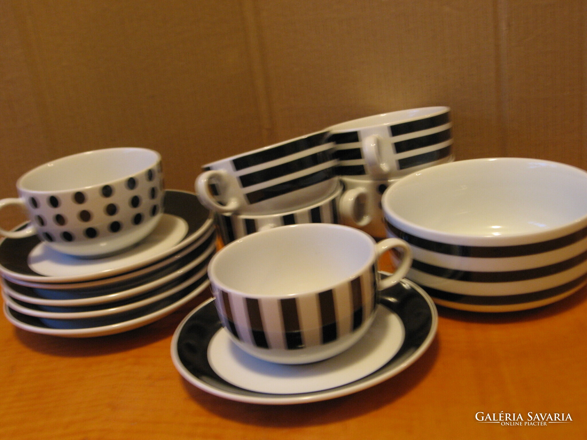 Retro fekete-fehér Memphis Milano style posztmodern kávés, cappuccinós ...