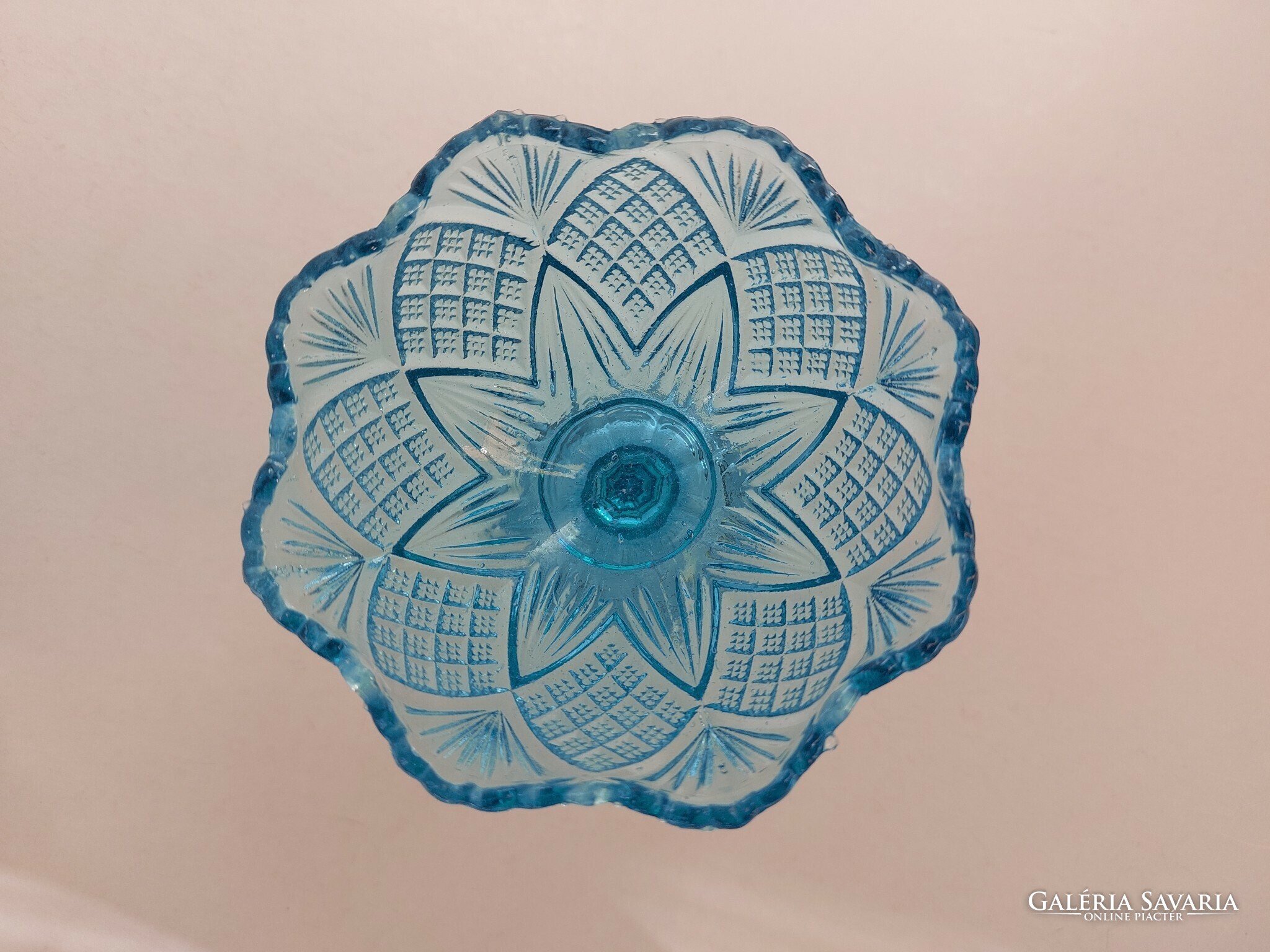 Régi kék üveg kehely talpas díszpohár 12 cm - Üveg | Galéria Savaria ...