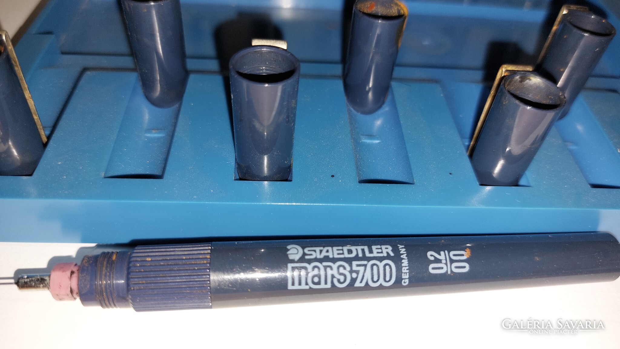 EGYENKÉNT IS !Használt műszakirajz eszközök, STAEDTLER MARS-700 csőtoll,rajzbak,graphos ...