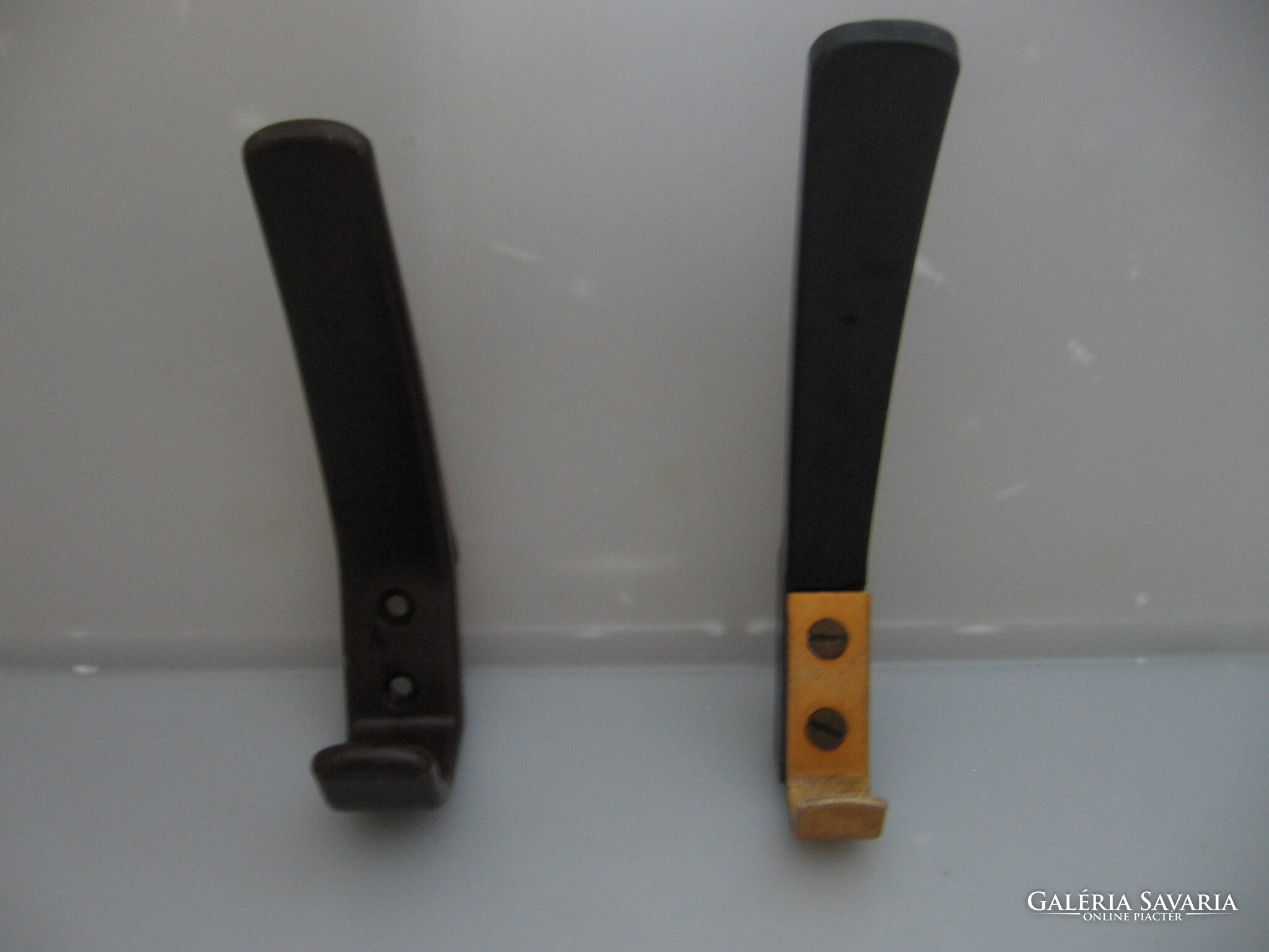 Retro fekete bakelit plusz alumínium fogas , akasztó - Bútor | Galéria ...