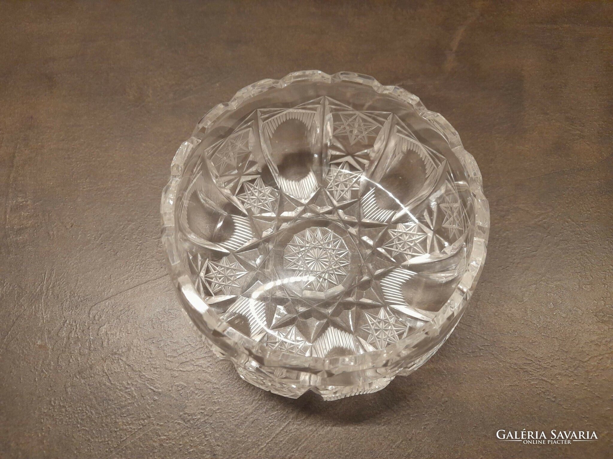 Cakkos szélű magasabb falú bonbonier, asztalközép - Üveg | Galéria ...