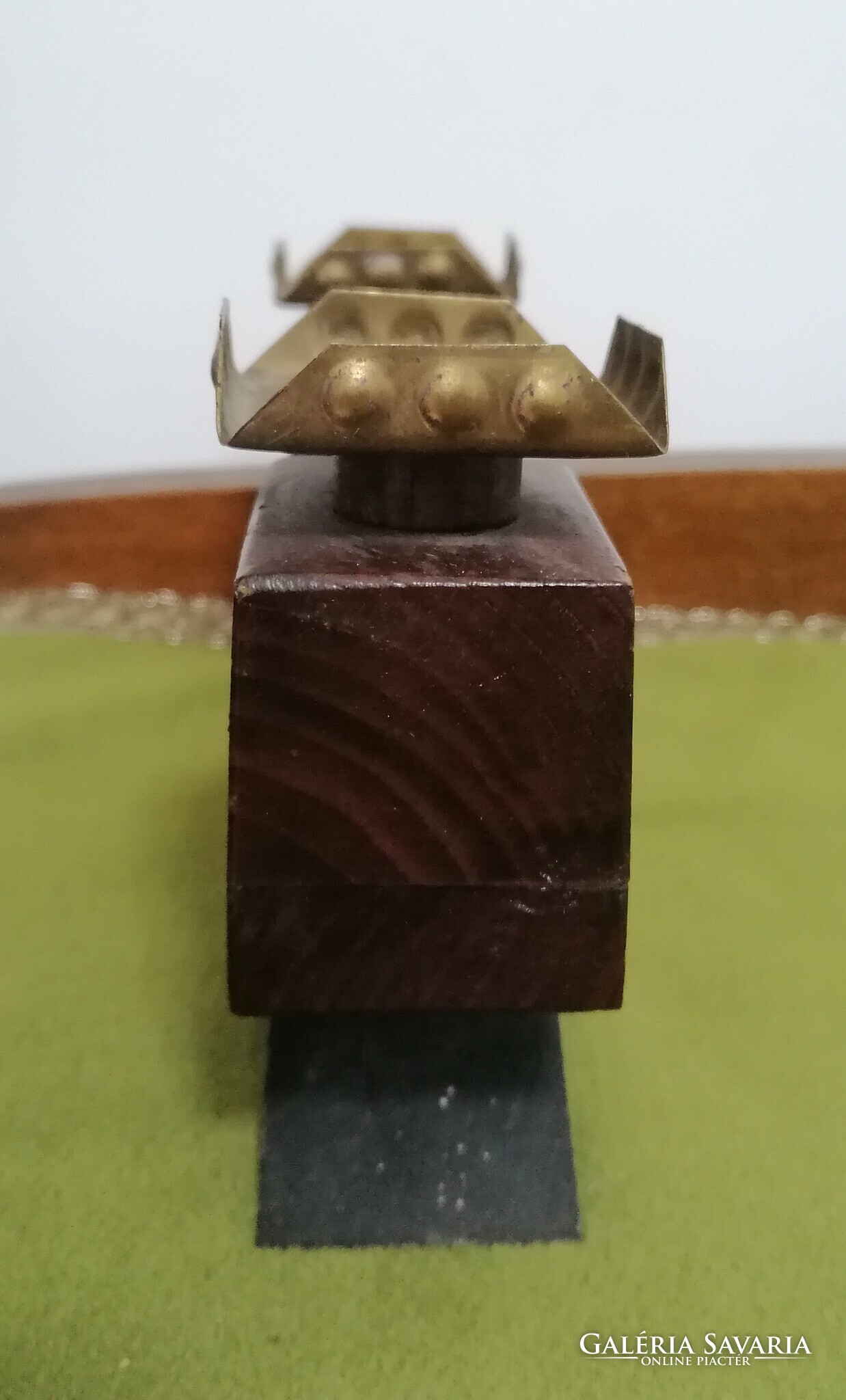 Art deco stílusú fa - réz kombinációjú gyertyatartó - Egyéb régiség ...