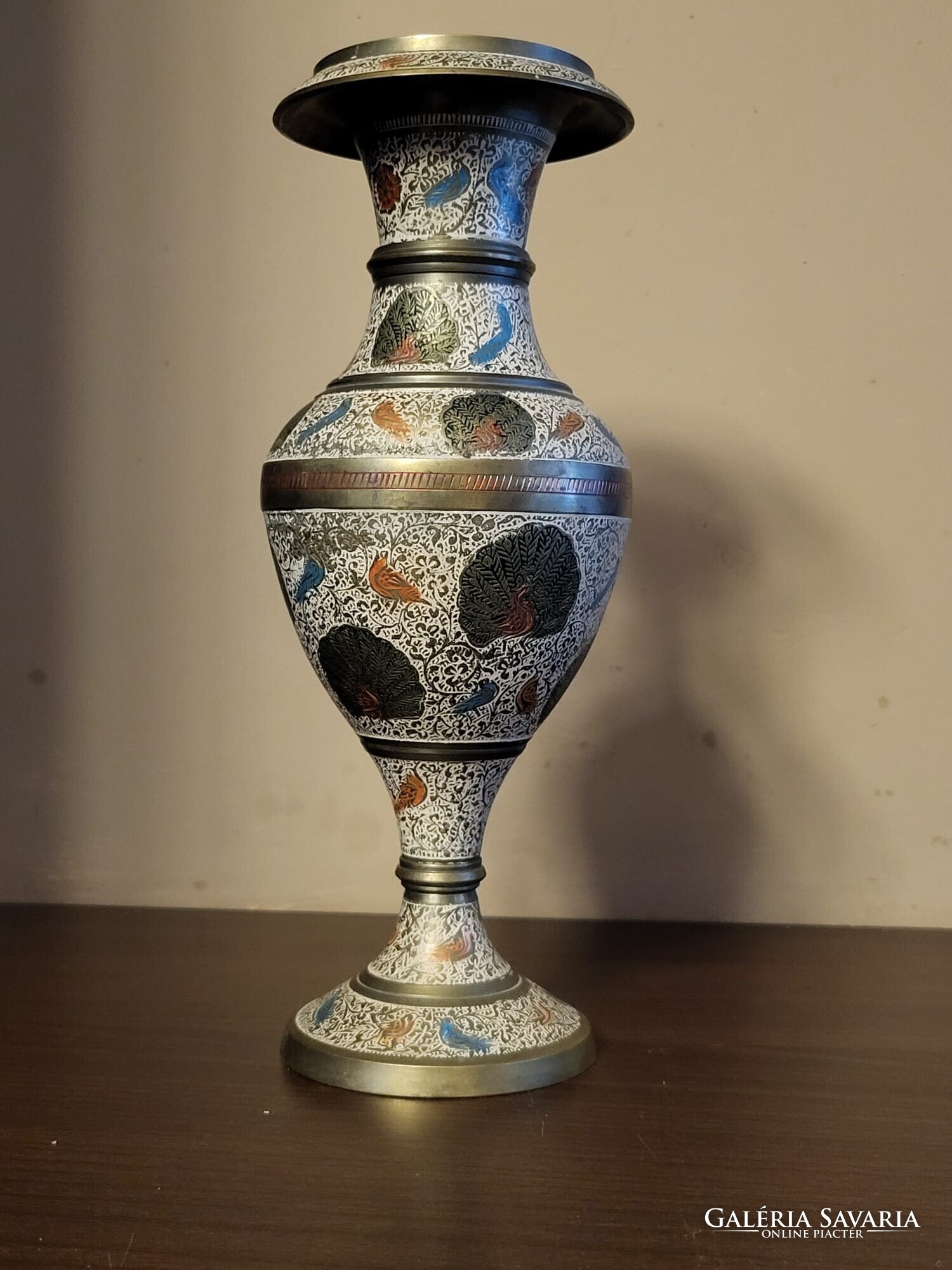 Indiai/Ázsiai sárgaréz váza – Kézműves Páva és Madár Motívumokkal ...