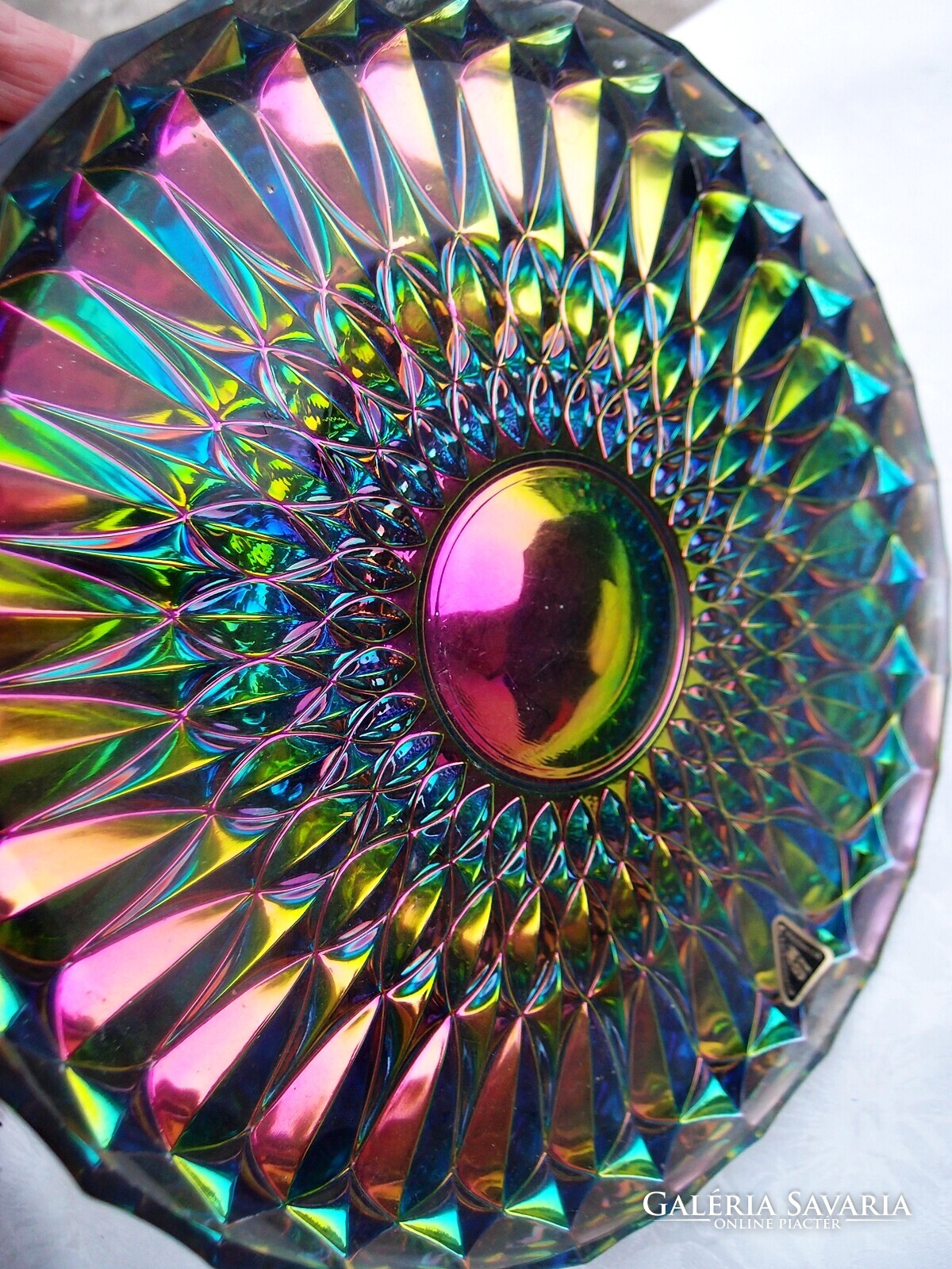 LGW irizáló kínálótál 29 cm - Üveg | Galéria Savaria online piactér ...