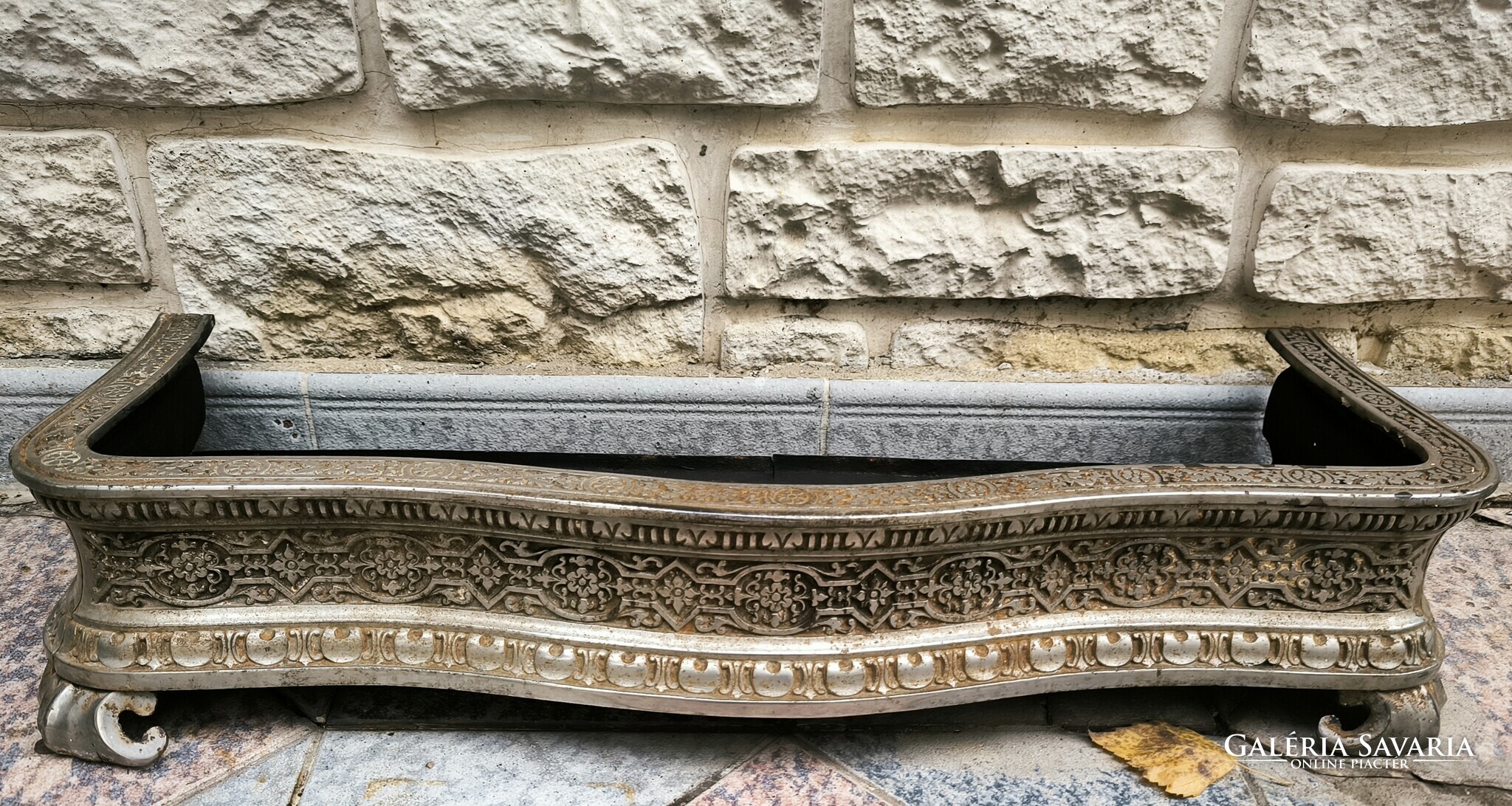 Antik öntöttvas kályha előtét szikrafogó hamus Hatalmas Méretű 68,5 ...