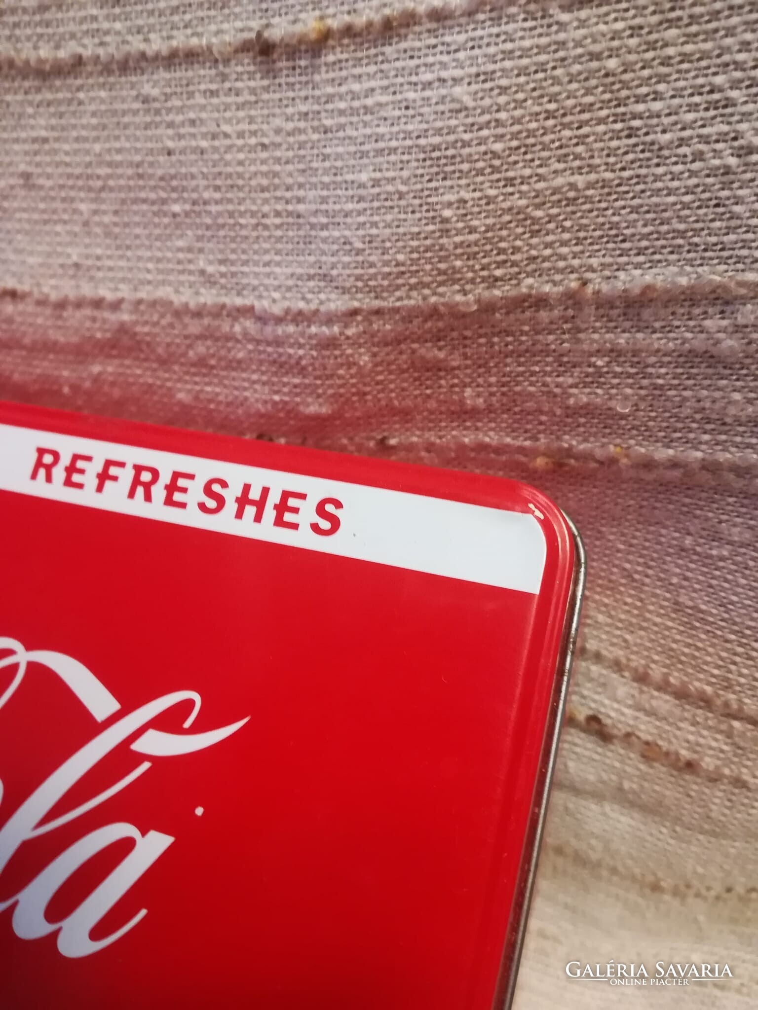 Fém doboz, coca-cola reklám felírattal - Gyűjtemény | Galéria Savaria ...