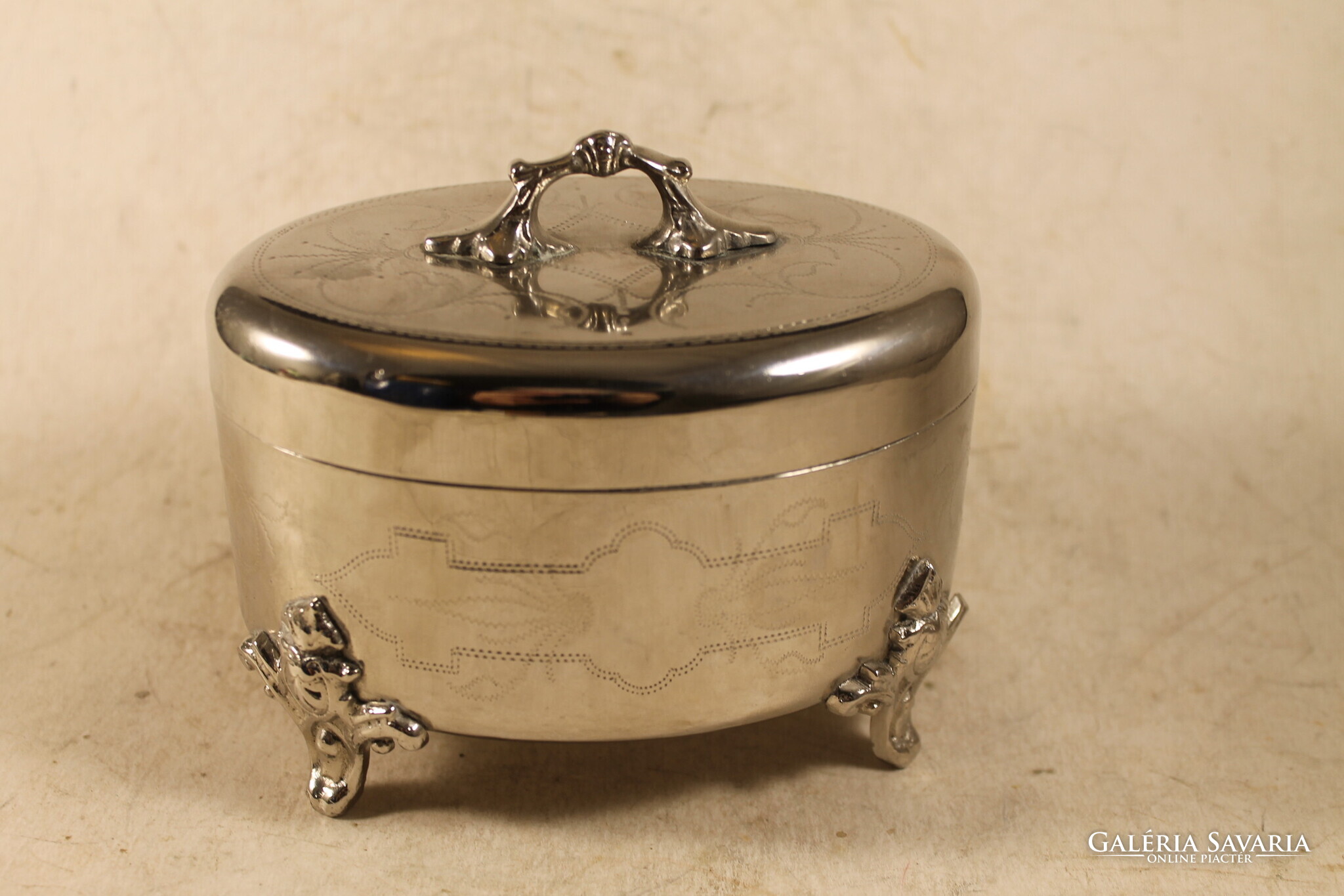 Jelzett ezüstözött barokk bonbonier/ ékszertartó 855 - Ezüst tárgy ...