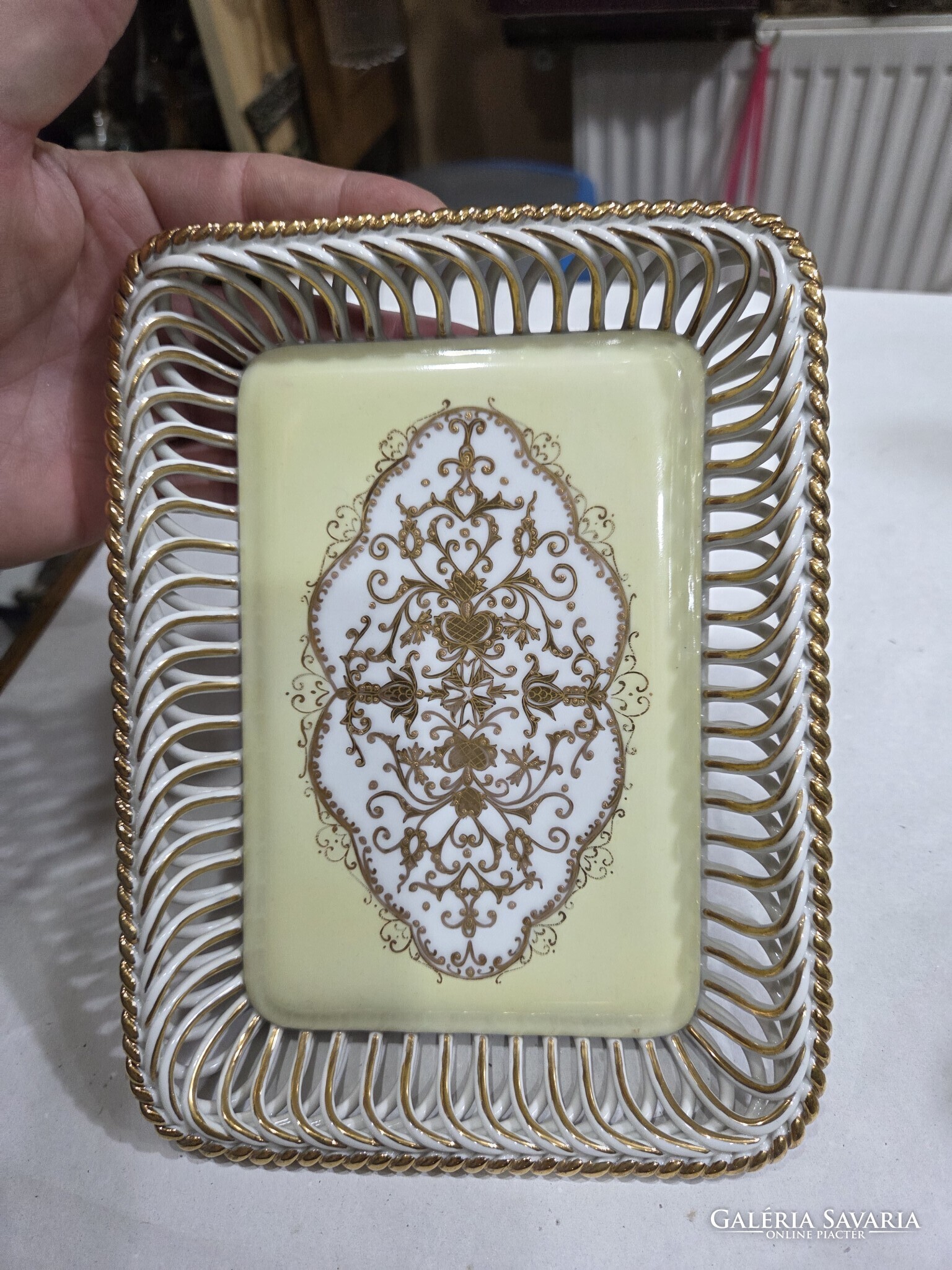 Herendi Bakos Éva porcelán áttört tál - Porcelán | Galéria Savaria online piactér - Vásároljon ...