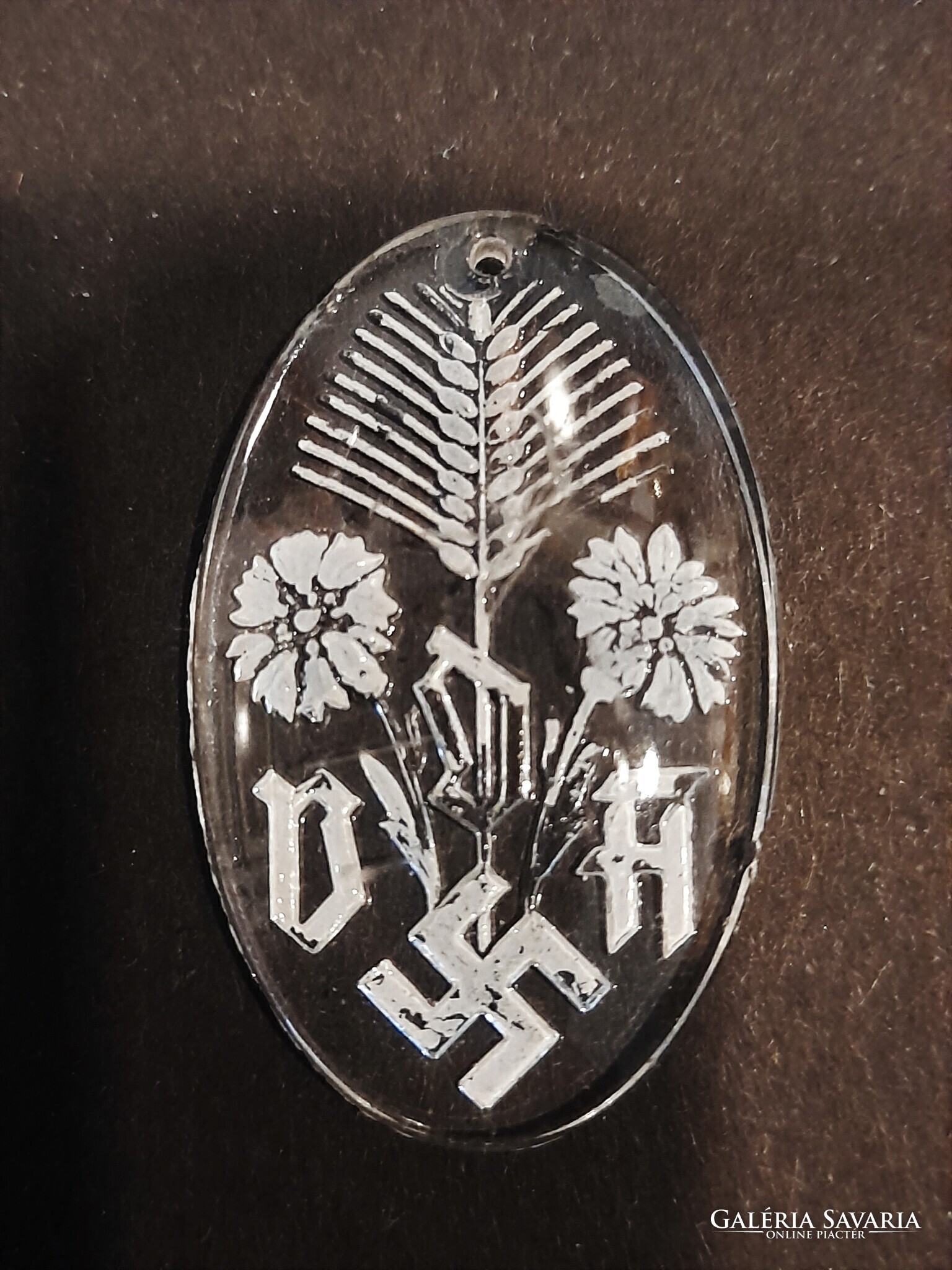 2. Vh-s német WHW Winterhilfswerk üveg medál - Militária | Galéria ...