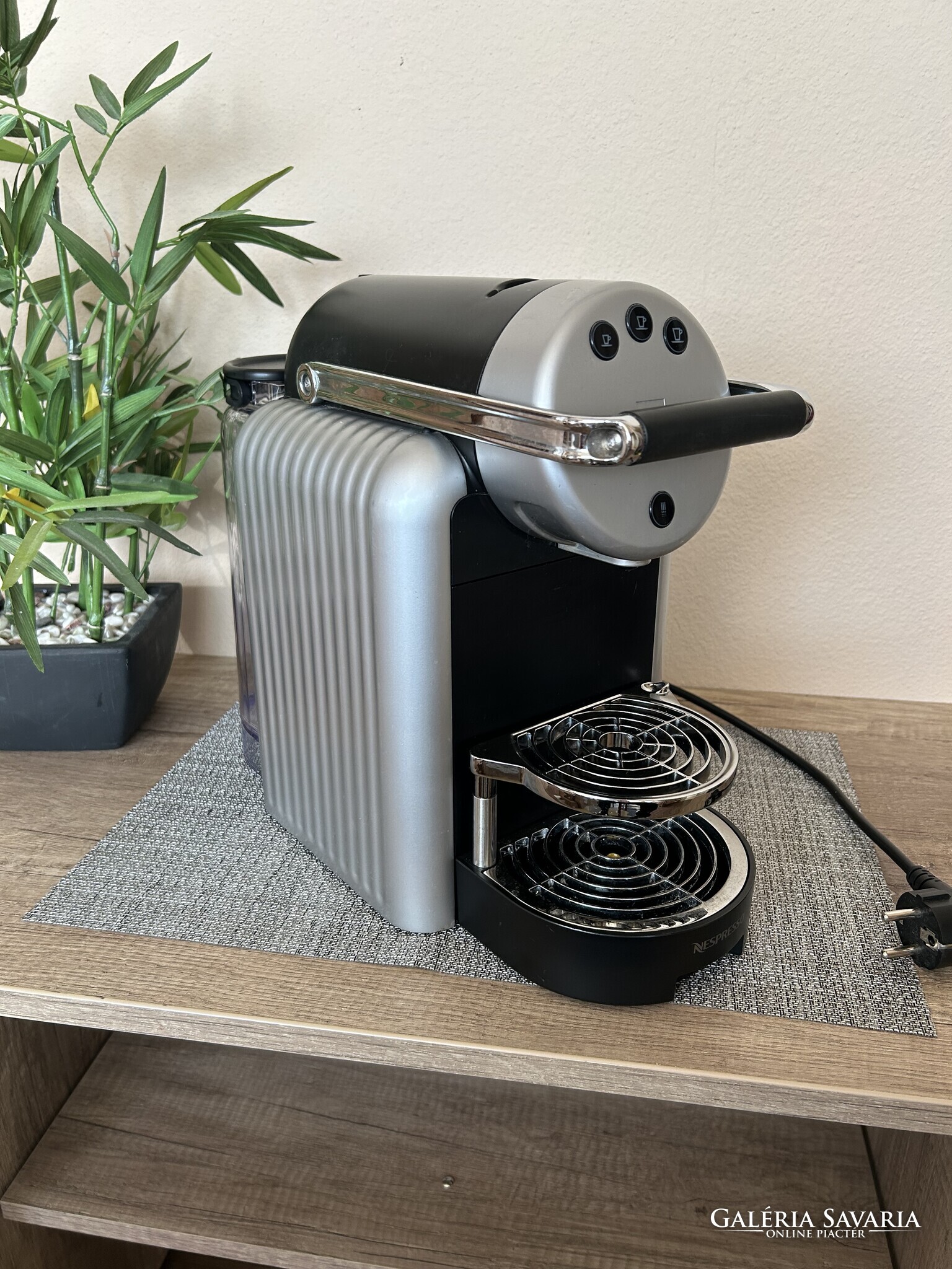 Nespresso Zenius Professional kávéfőző kiváló állapotban - Otthon ...