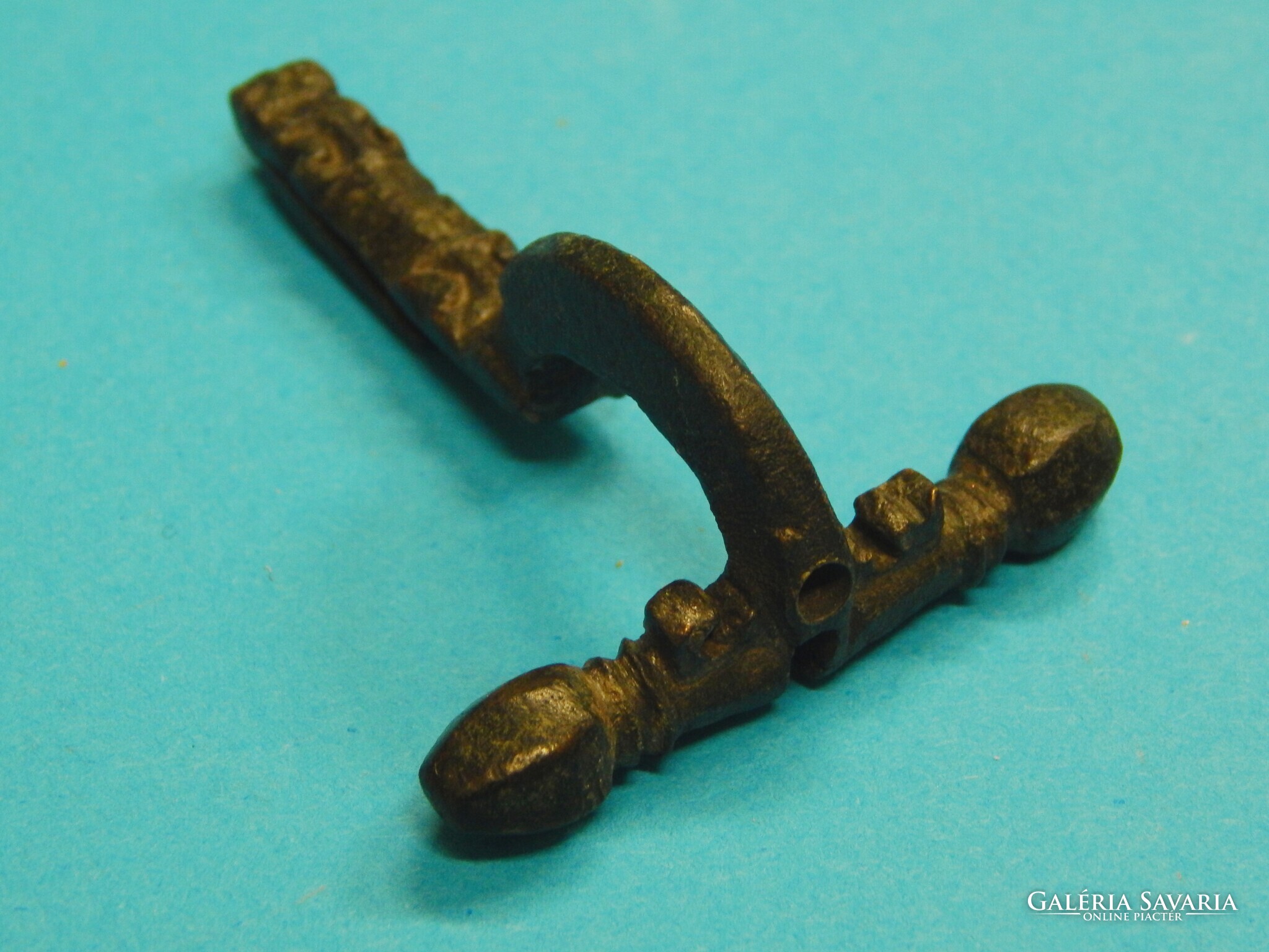 Kiváló fibula a Bizánci Birodalomból idejéből - Fémmunka | Galéria ...