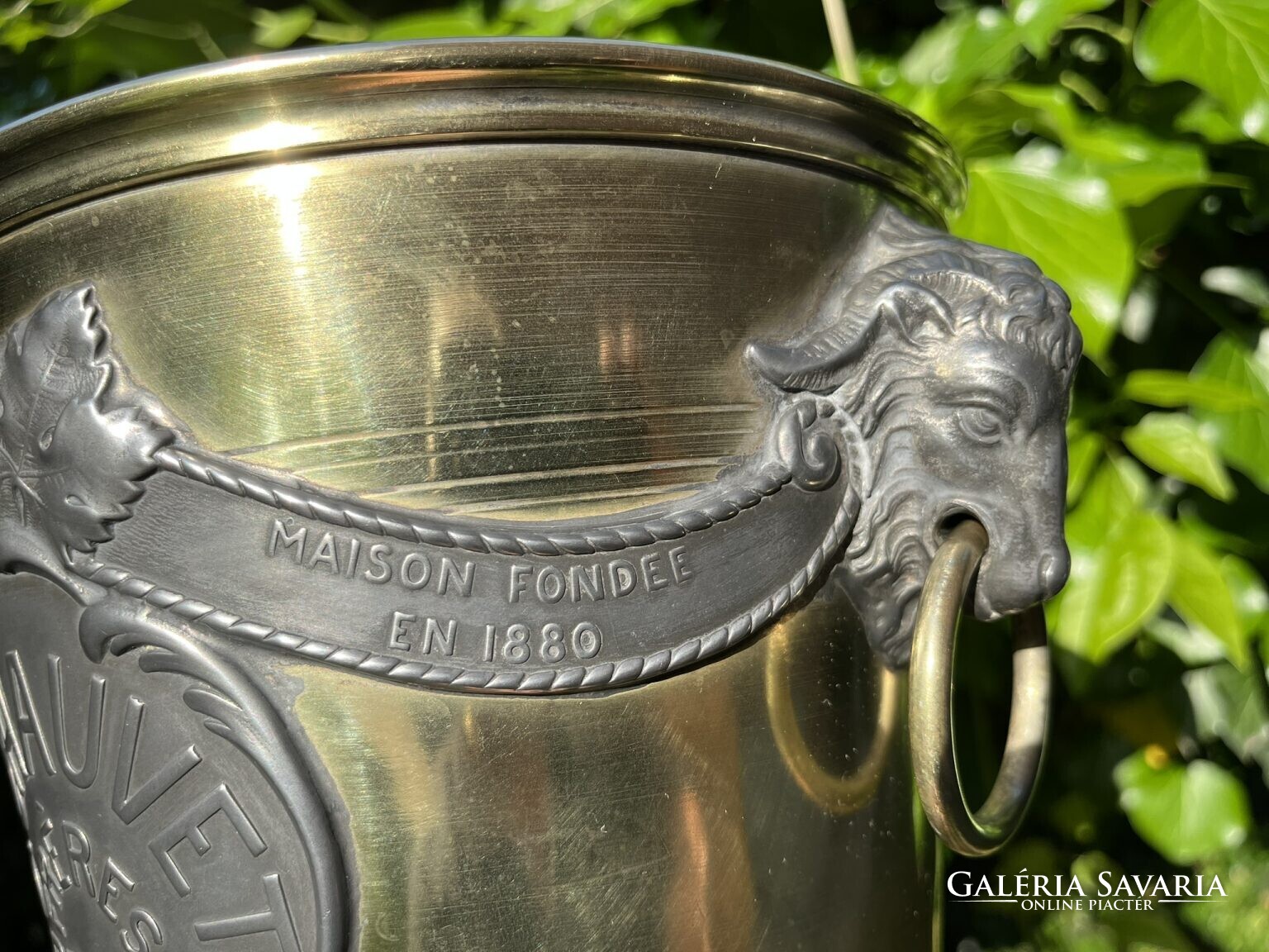 G. CHAUVET, Frères, REIMS – Antik pezsgőhűtő kosfejes fogantyúkkal és ...