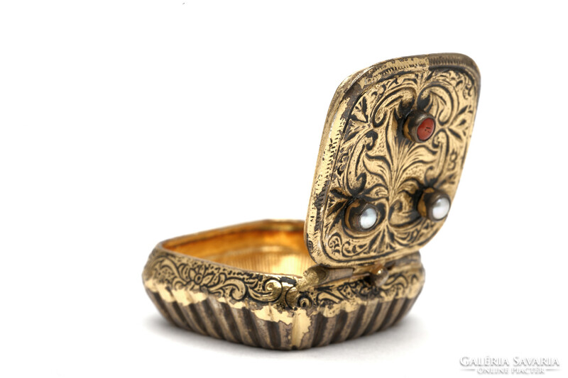 Silver-gilt pill box pill box with pearls and turquoise stones - Silver ...